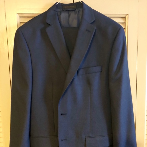 Van Heusen | Suits & Blazers | Mens Van Heusen Blue 2 Piece Suit 42r ...